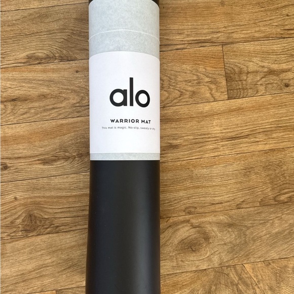 ALO Yoga | Other | Alo Yoga Black Warrior Mat New | Poshmark